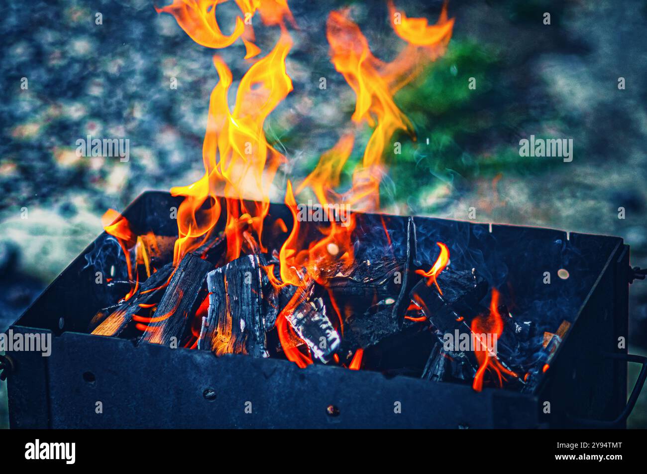 Cooking charcoal brazier hi-res stock photography and images - Alamy