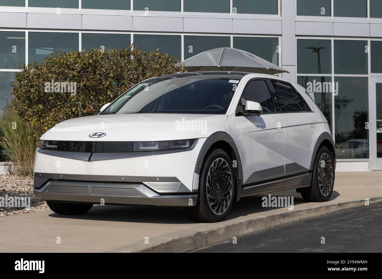 Noblesville - October 6, 2024: Hyundai IONIQ 5 Limited Long Range SUV ...