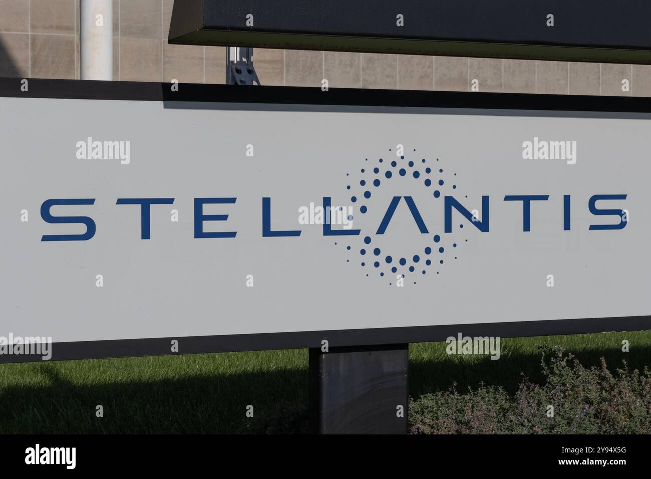 Kokomo - October 6, 2024: Stellantis Transmission plant. Hourly ...
