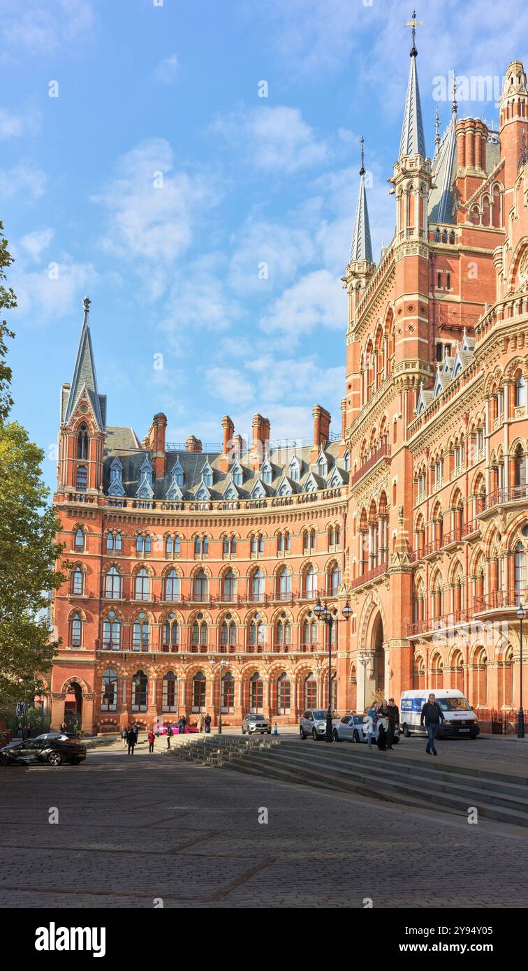 St Pancras Renaissance hotel, London, England Stock Photo - Alamy