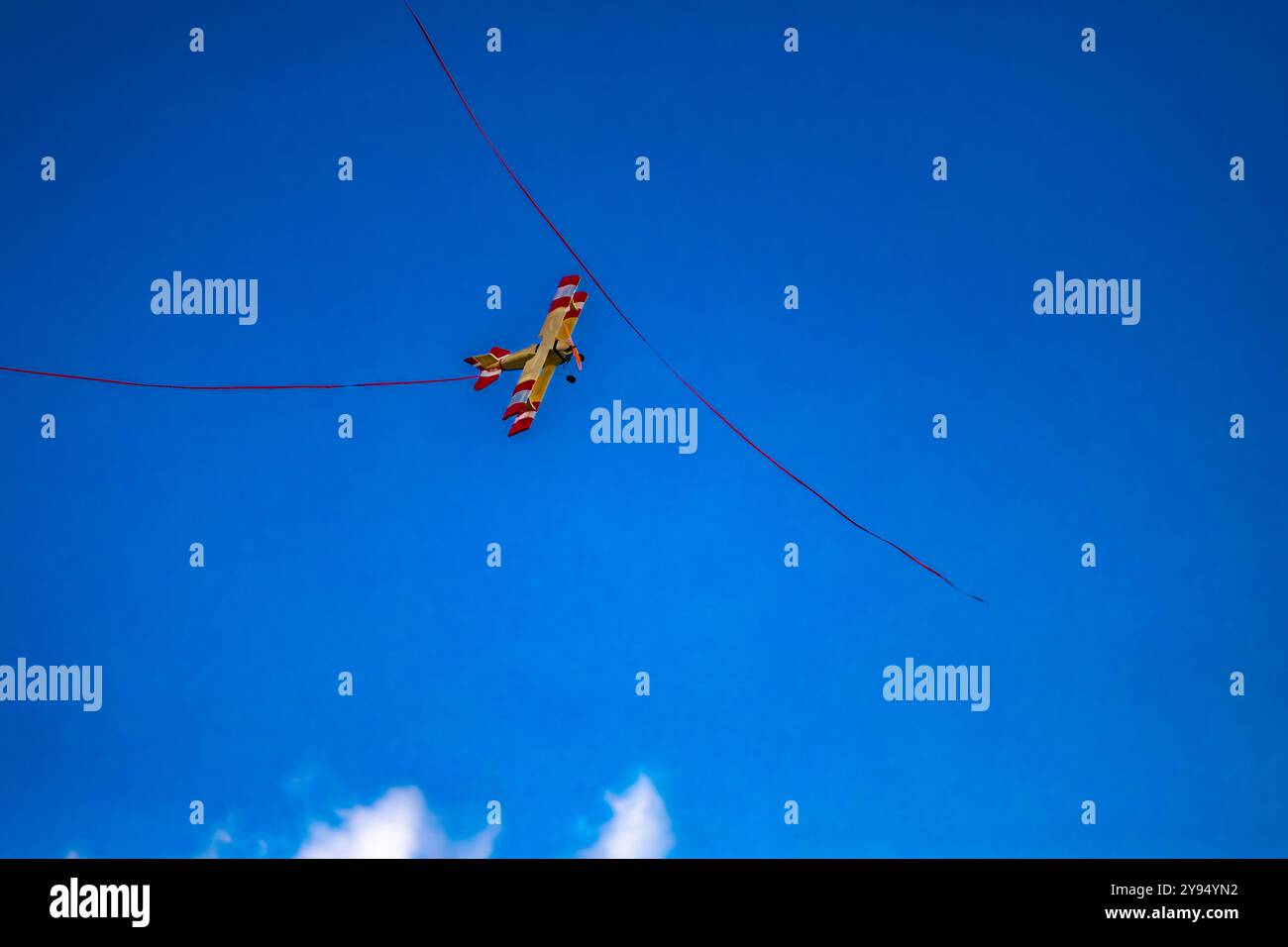 Display of aircraft models from World War II and World War I radio ...