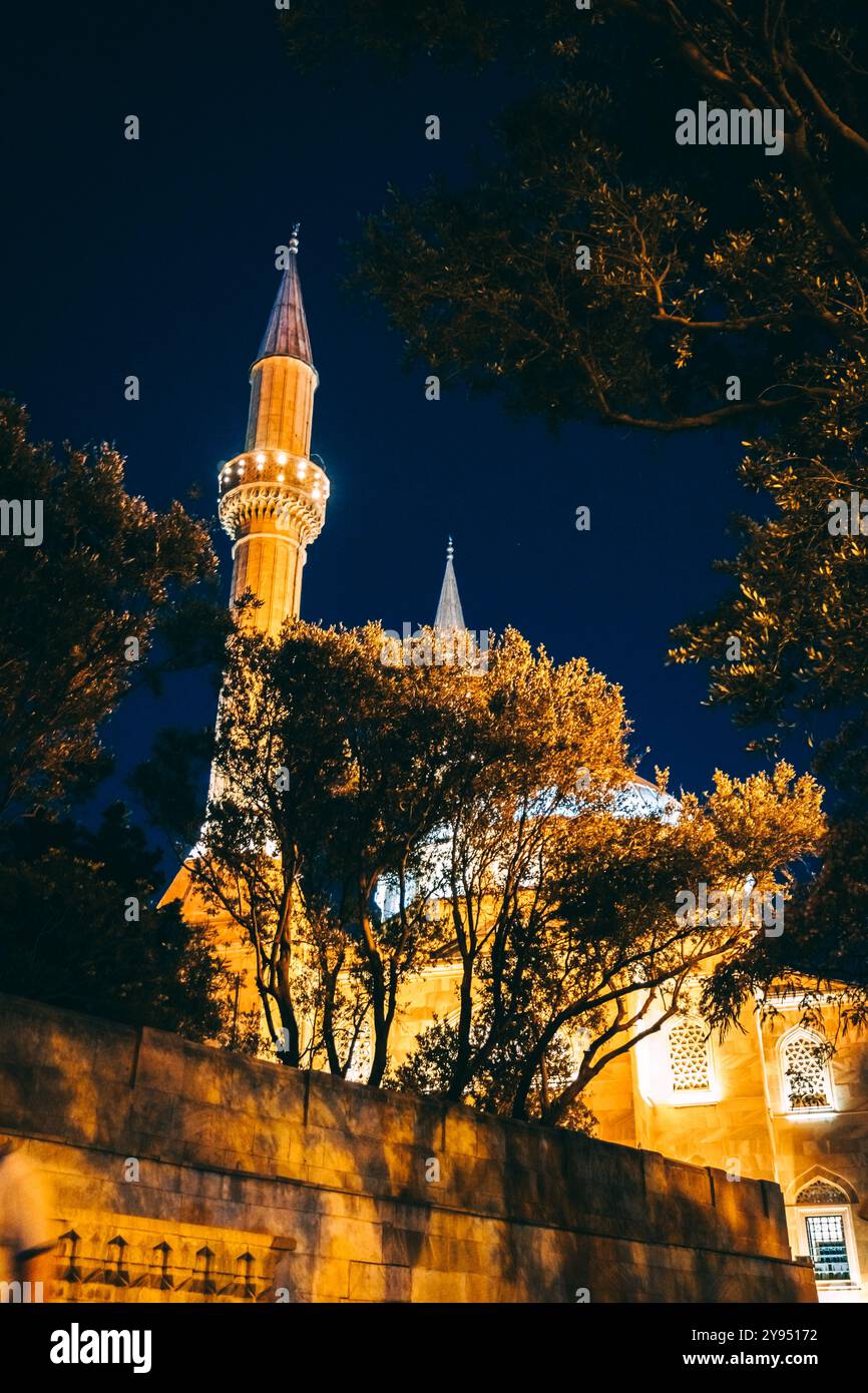 Night Capture of Cityscape. Baku, Azerbaijan Stock Photo - Alamy