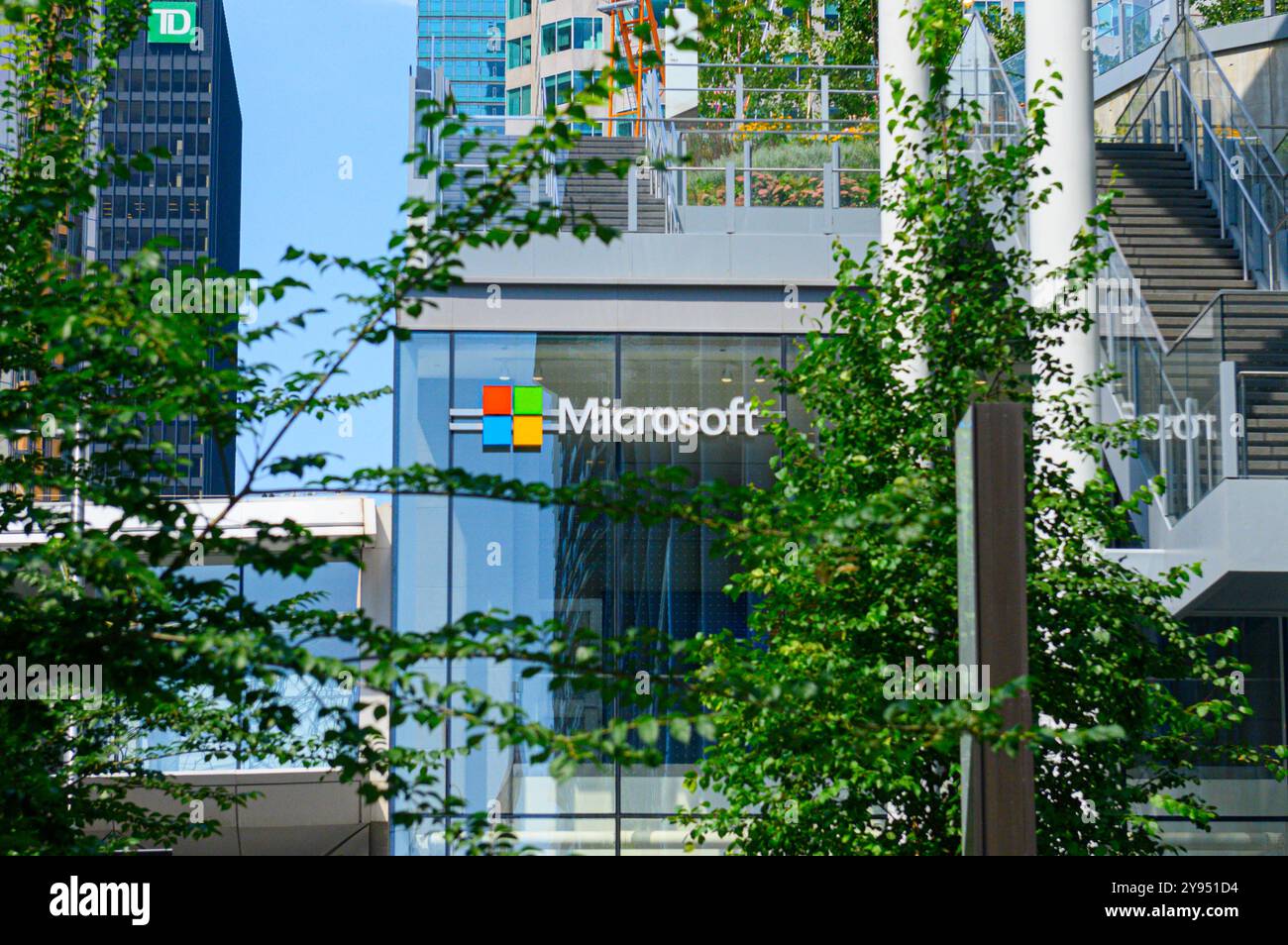 Microsoft building outside sign hi-res stock photography and images - Alamy