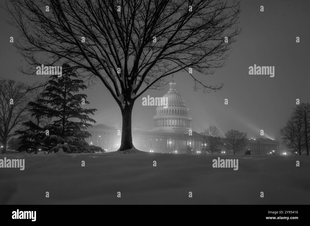 Snowfall in DC. Winter in American Capitol Washington D.C. Capitol ...