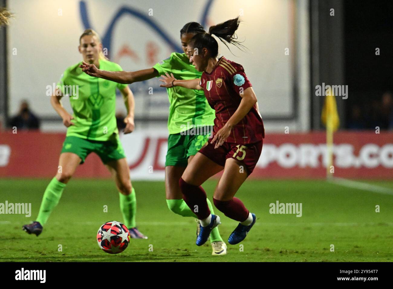 Giulia Dragoni of A.S. Roma Femminile in action during Group A - Day 1 ...