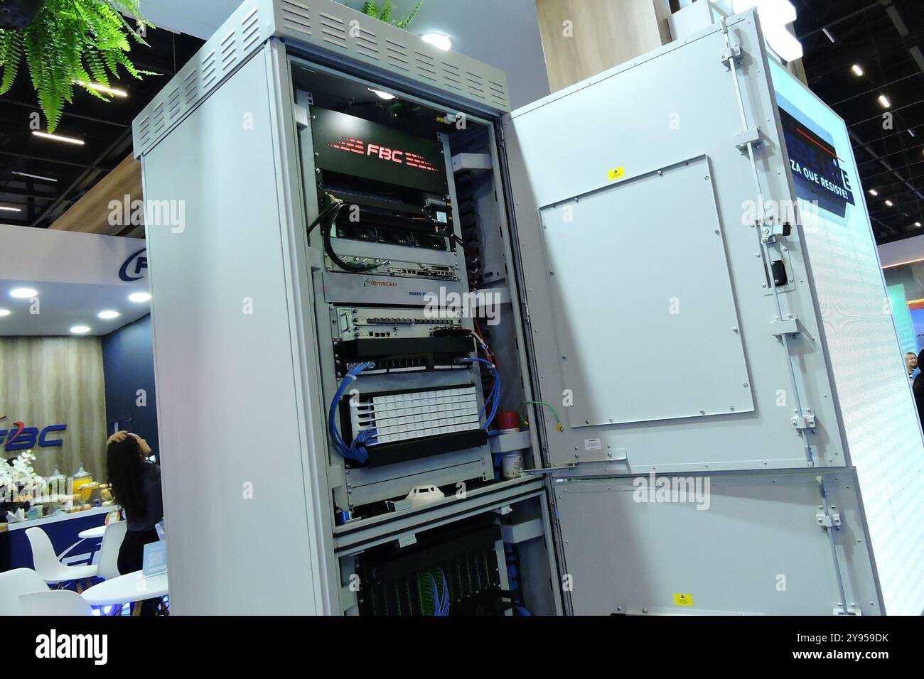 Internet data centers hi-res stock photography and images - Alamy