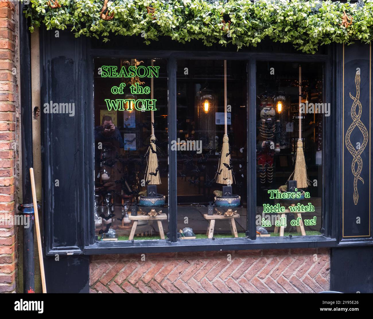 The Potions Cauldron, York city centre Stock Photo - Alamy