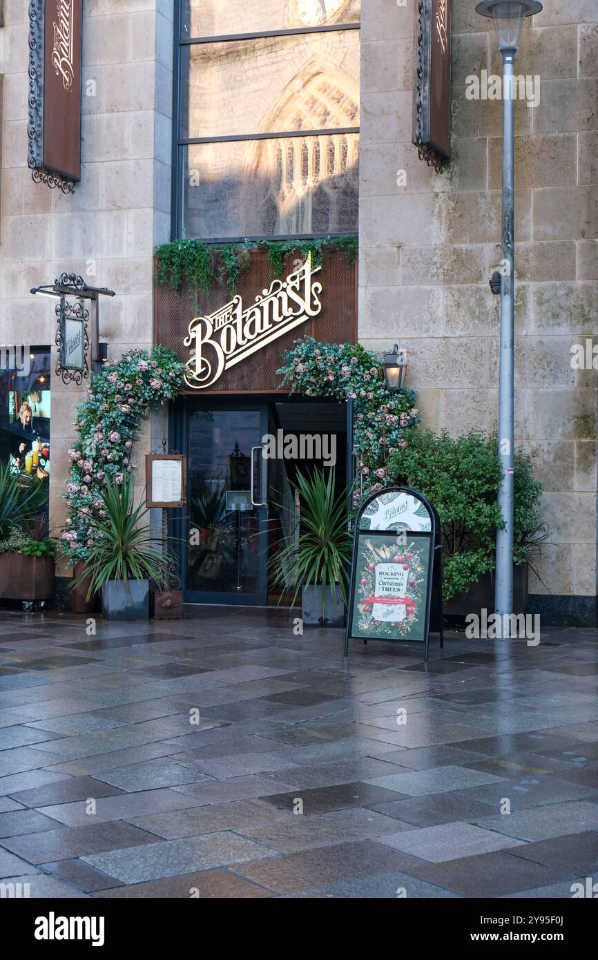 The botanist restaurant hi-res stock photography and images - Alamy