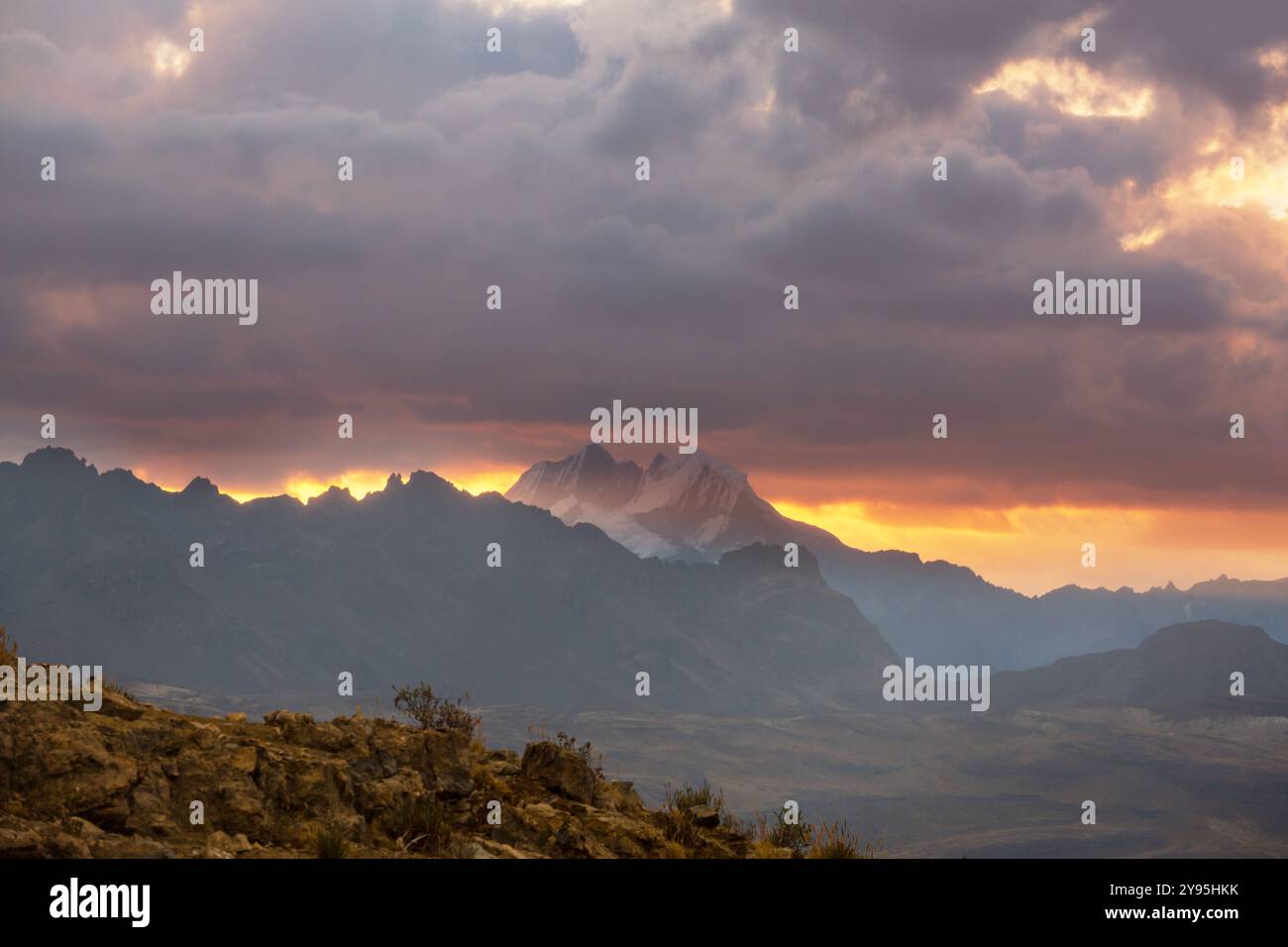 Scenic Sunset in the mountains. Beautiful natural background ...