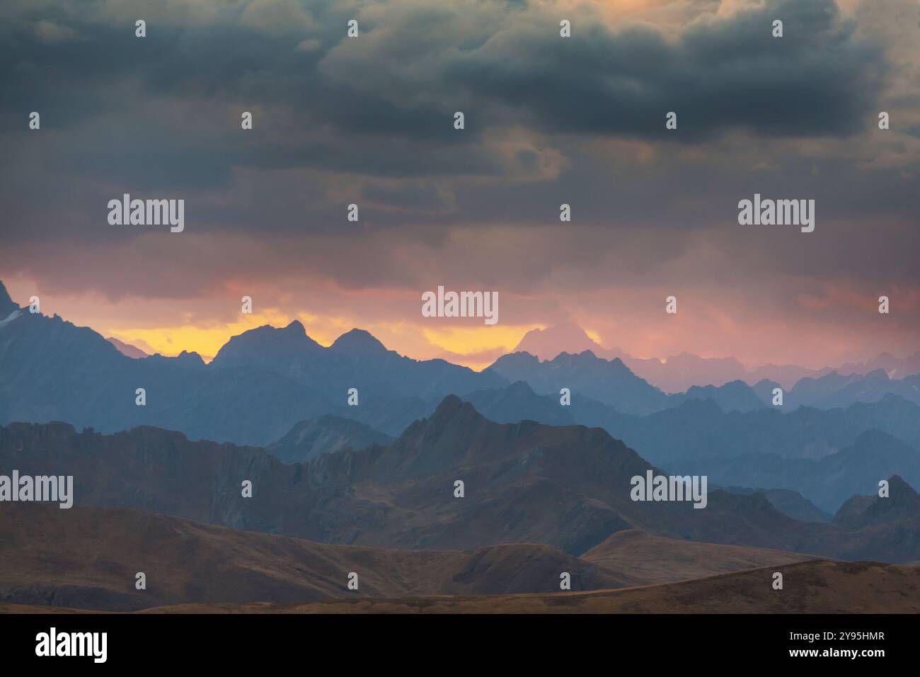 Scenic Sunset in the mountains. Beautiful natural background ...