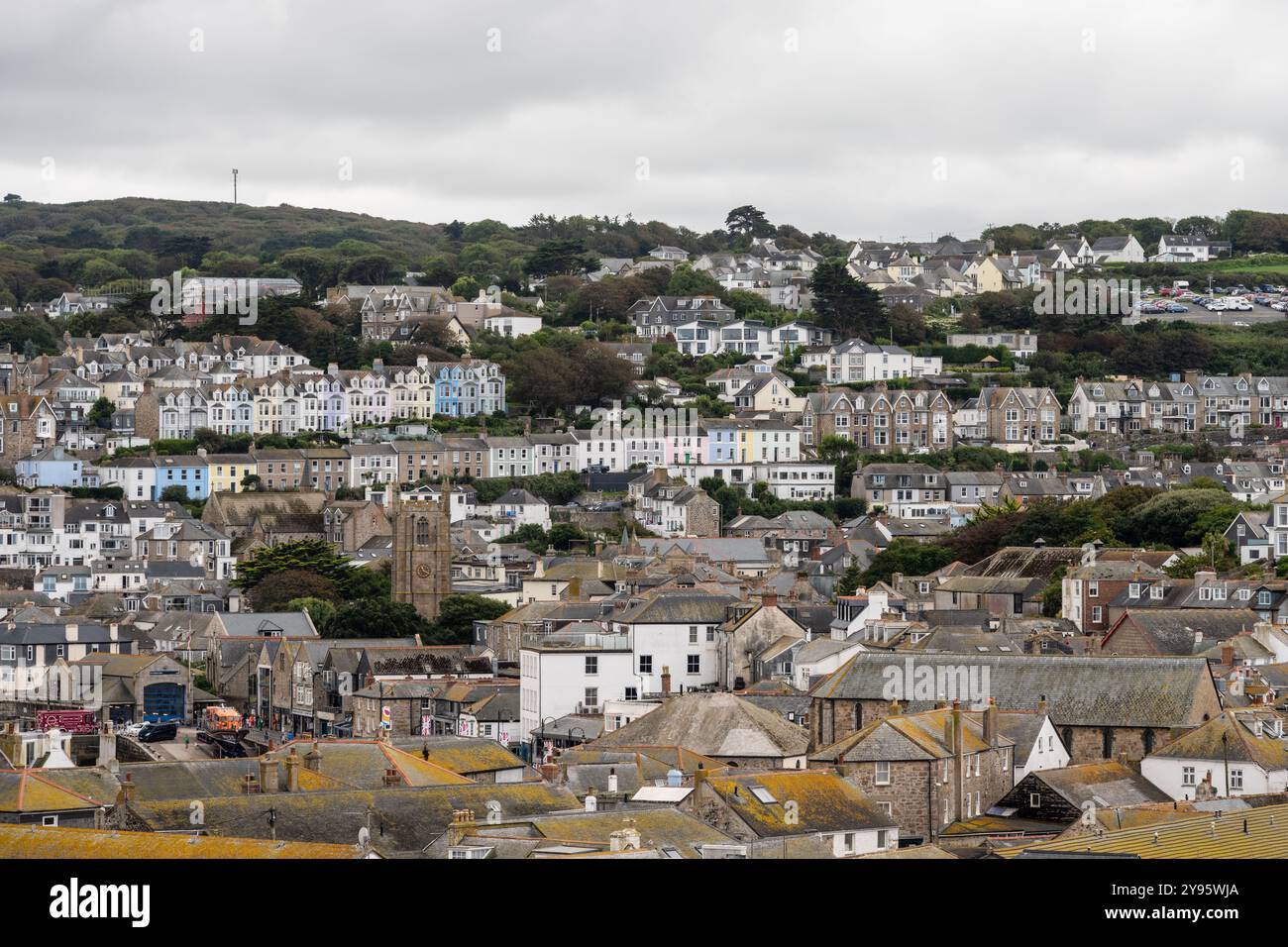 Houses line the hillside of St Ives town in Cornwall, England Stock ...