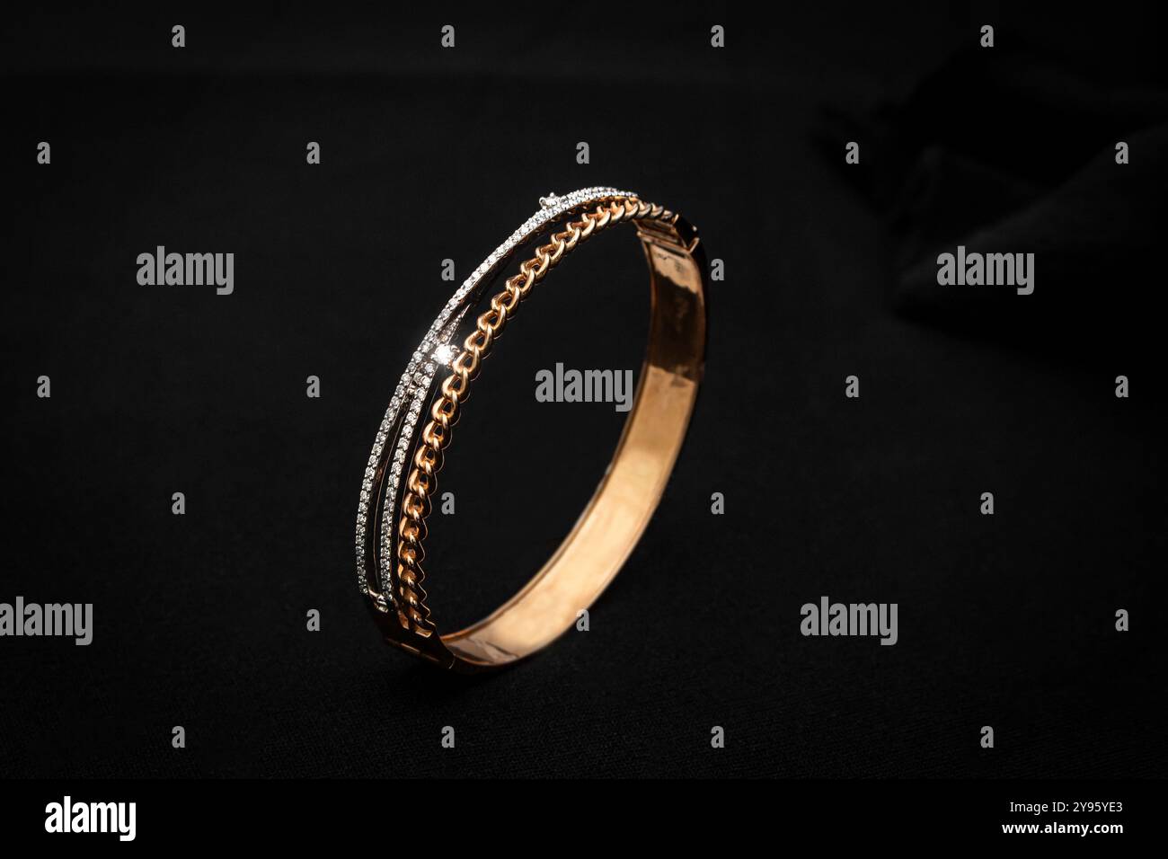Sparkling bangle hi-res stock photography and images - Alamy
