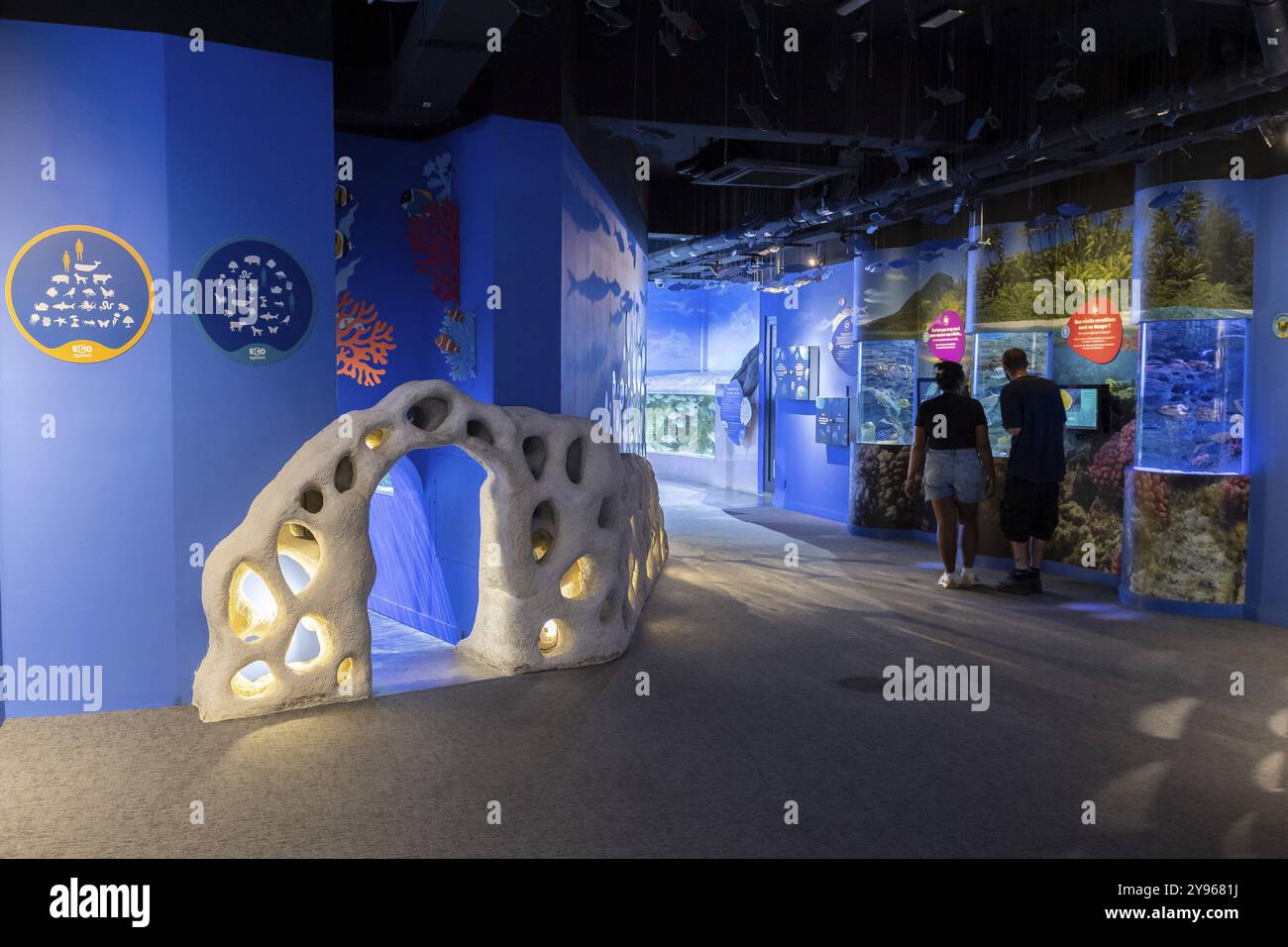 Exhibition room, aquarium, Odysseo Oceanarium Mauritius, show aquarium ...