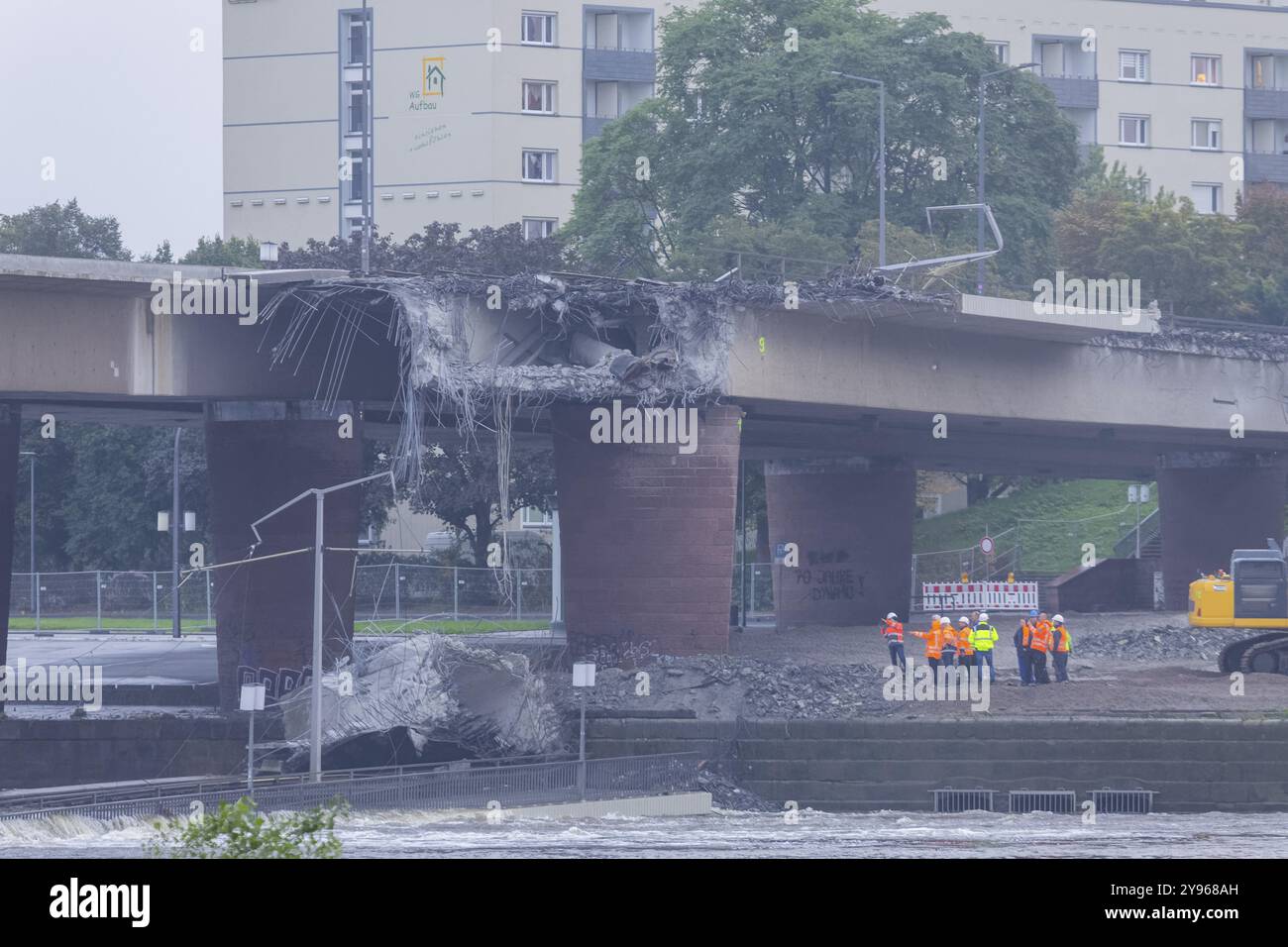 Demolition purpose hi-res stock photography and images - Alamy