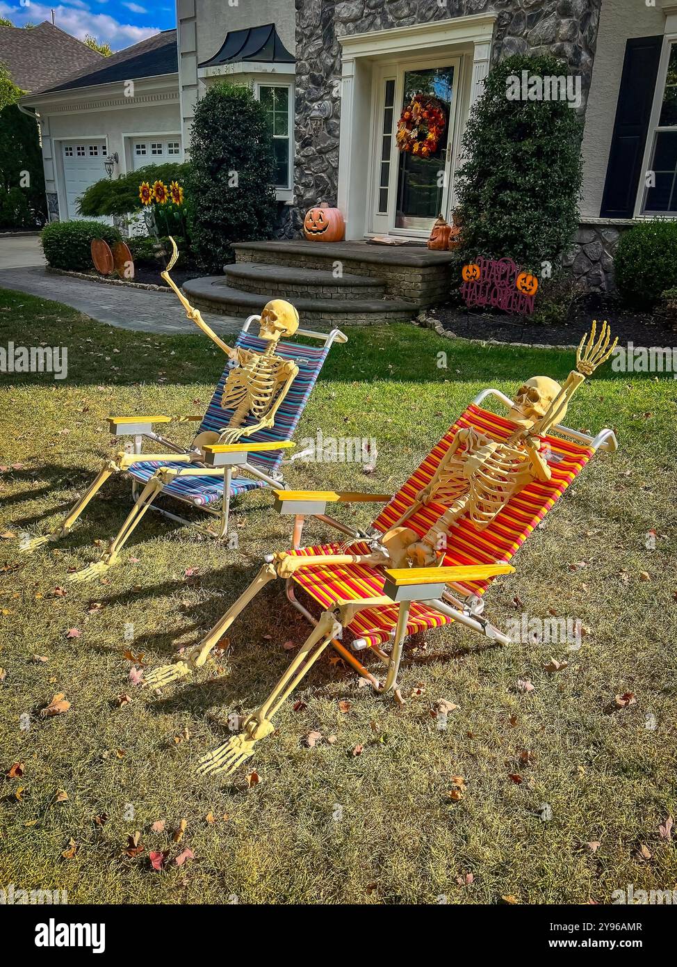 Cute skeletons Halloween outdoors decorations in front of the house ...