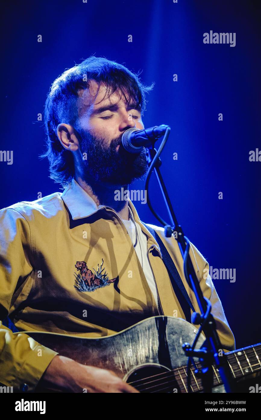 Tim gallagher singer hi-res stock photography and images - Alamy