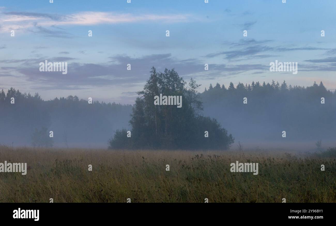Tranqil landscape hi-res stock photography and images - Alamy