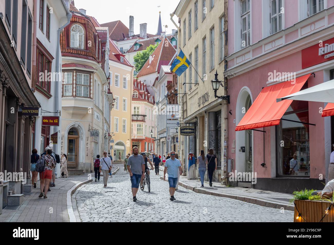 Tallinn modern street hi-res stock photography and images - Alamy