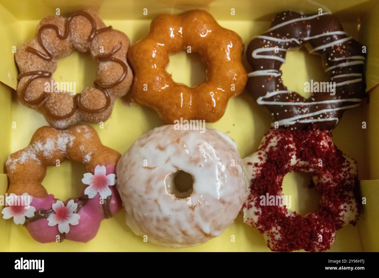 Mochi variety hi-res stock photography and images - Alamy