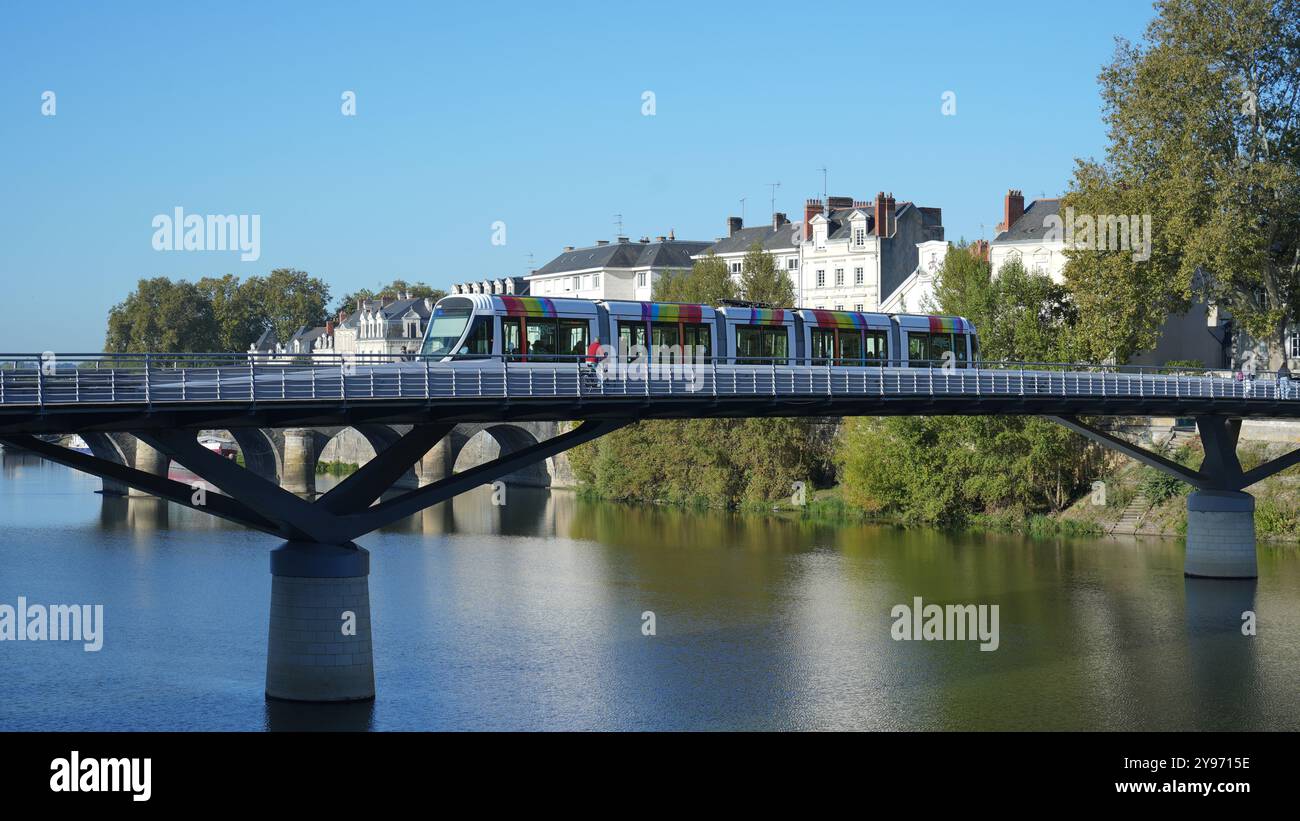 Angers (north-western France): tram on the bridge 'pont des Arts et ...