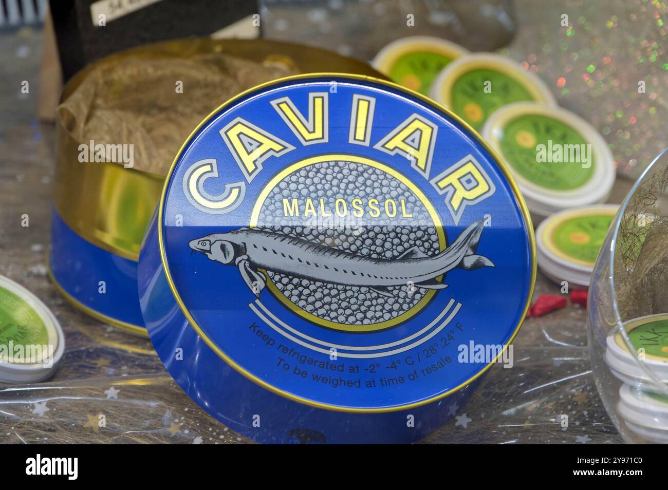 Carrefour france fish hi-res stock photography and images - Alamy
