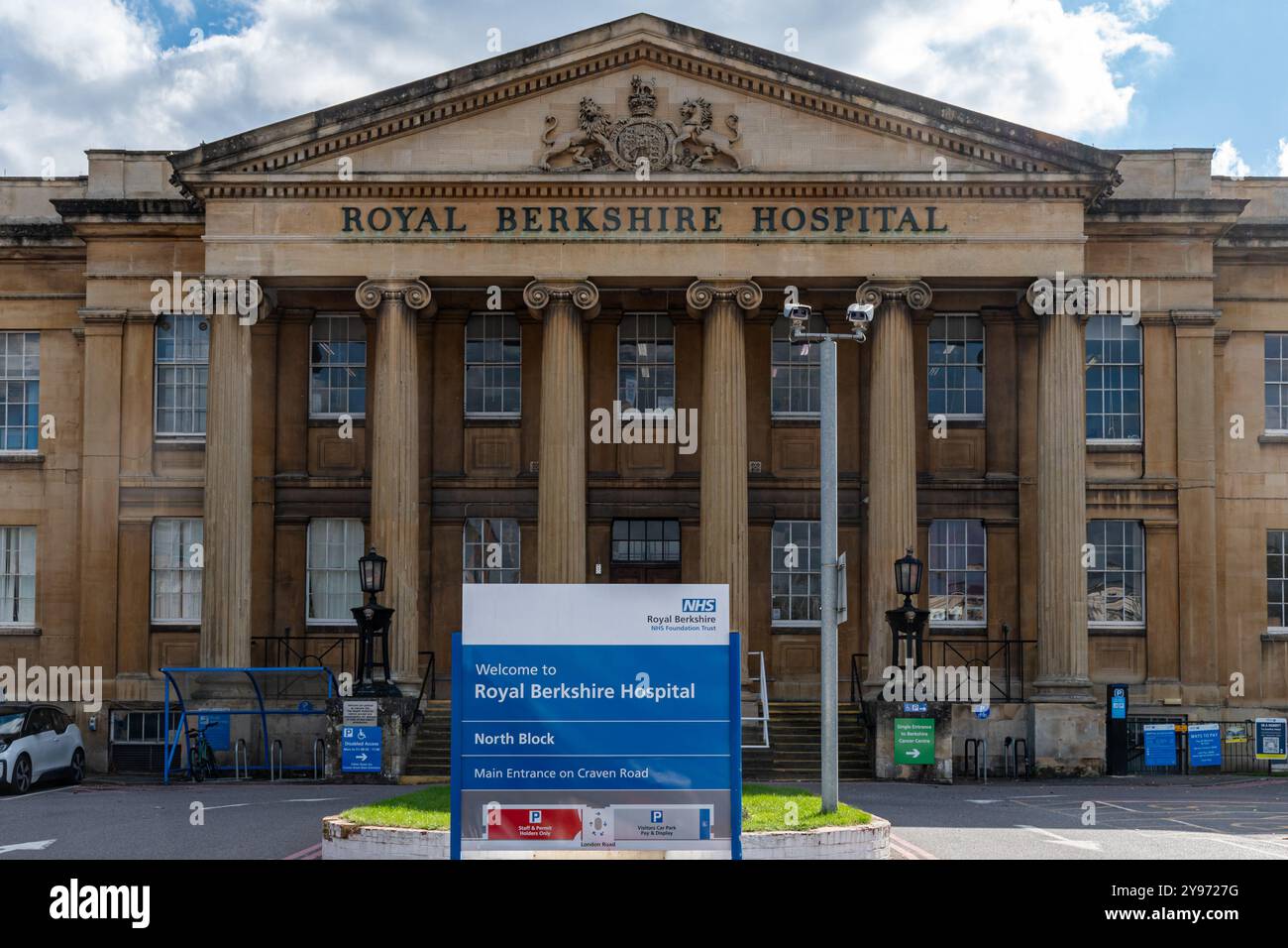 Reading hospital england hi-res stock photography and images - Alamy