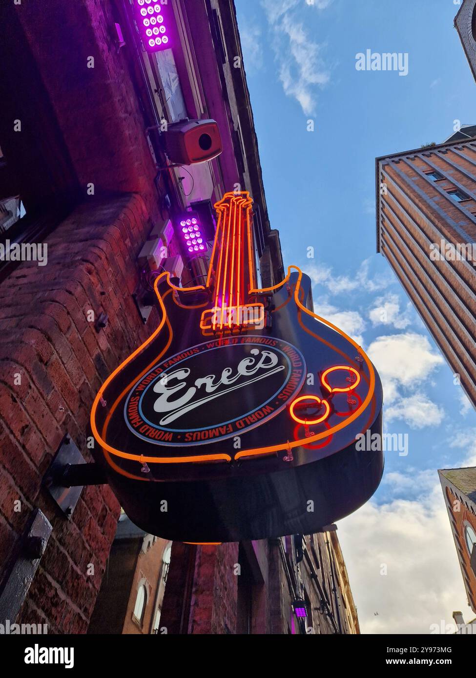Large neon guitar sign outside a bar in Matthew Street, Liverpool, UK ...