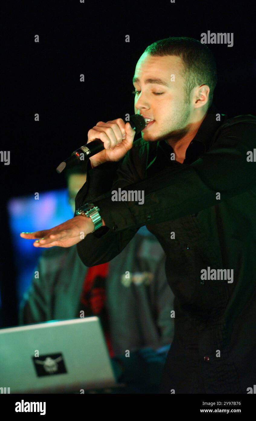 Marlon roudette photos 2005 hi-res stock photography and images - Alamy