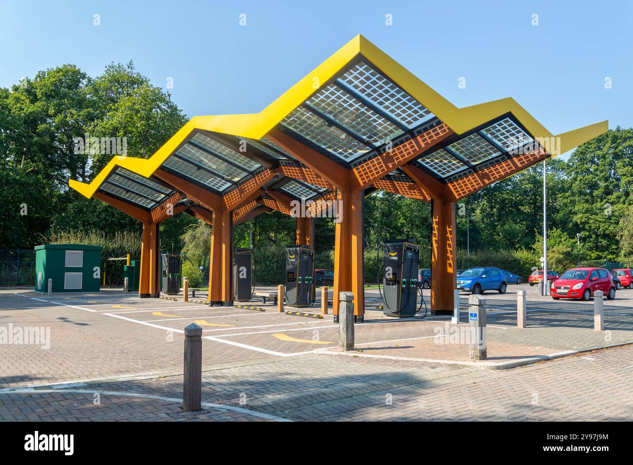 Fastned Charging Station for electric vehicles, Martlesham Park and ...