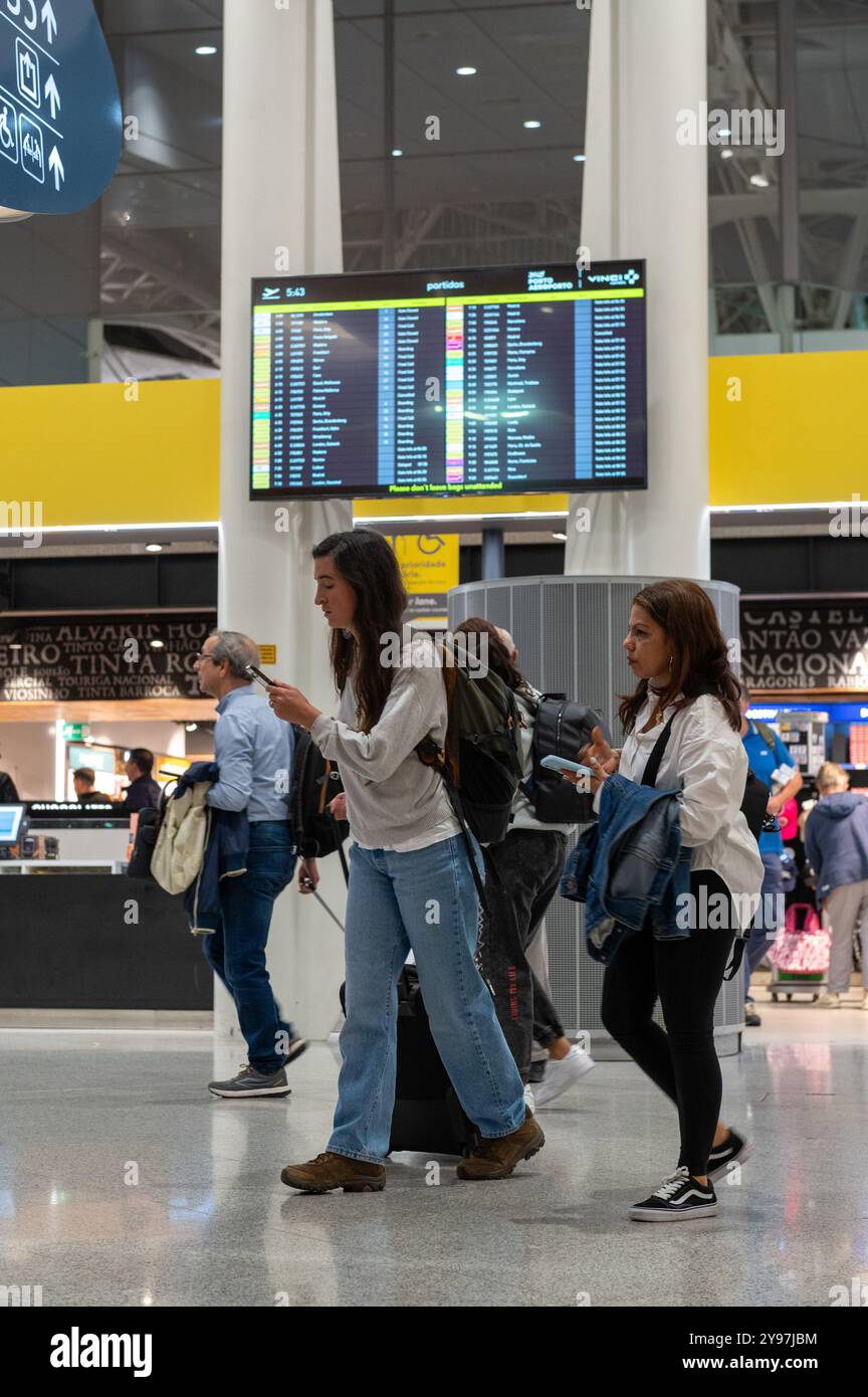 Porto, Portugal: 2024 October 6: People in the Porto-Francisco Sá ...