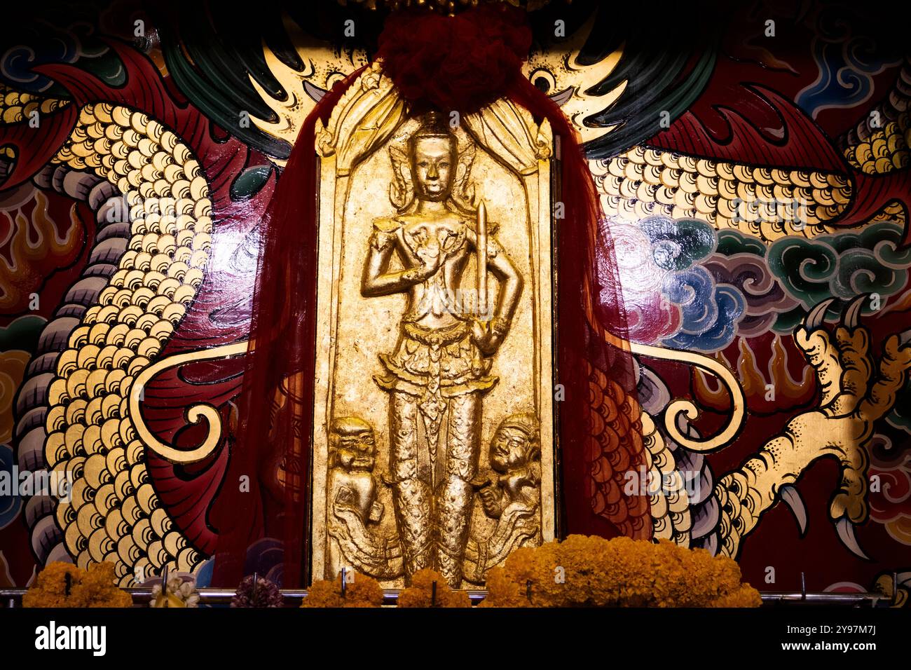 Ancient building Chao Pho Lak Muang or Antique Samutsakhon city pillar ...