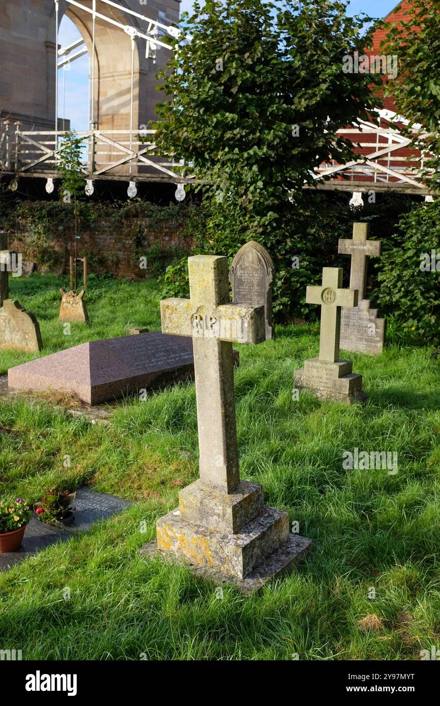RIP grave at All Saints Church graveyard in Marlow , Buckinghamshire ...