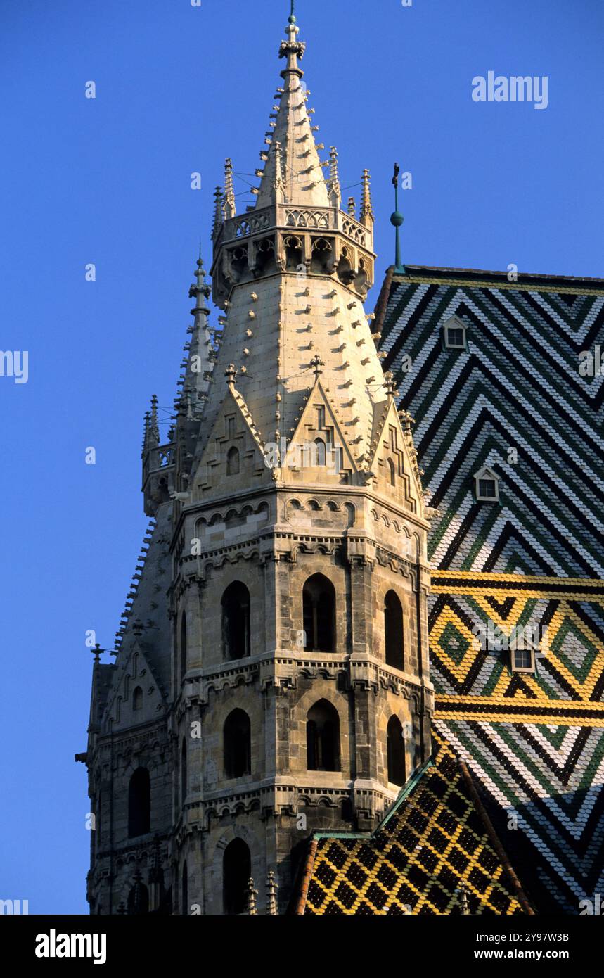 AUSTRIA, VIENNA, THE GOTHIC STEPHANSDOM (ST STEPHEN'S CATHEDRAL Stock ...