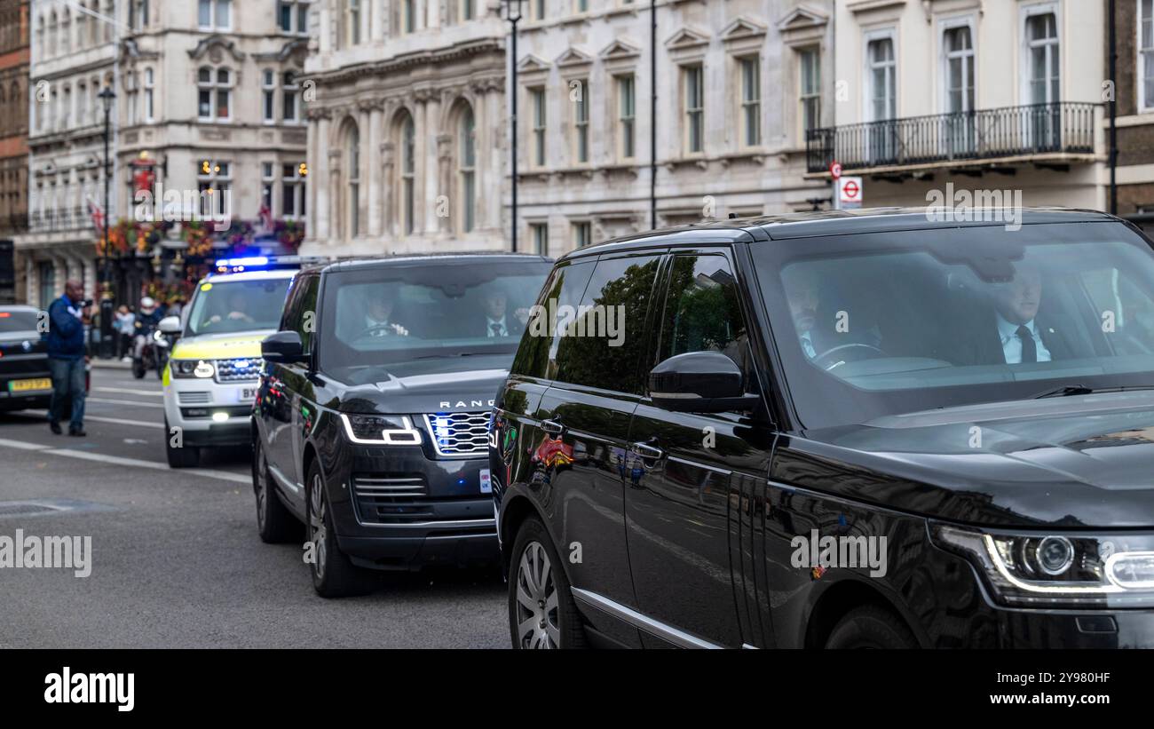 Police vehicle convoy hi-res stock photography and images - Alamy