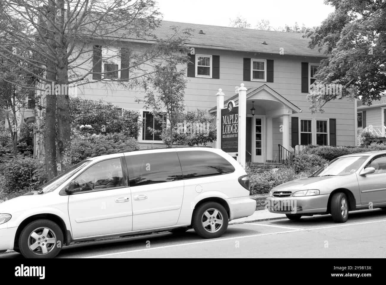 Breakfast guest Black and White Stock Photos & Images - Alamy