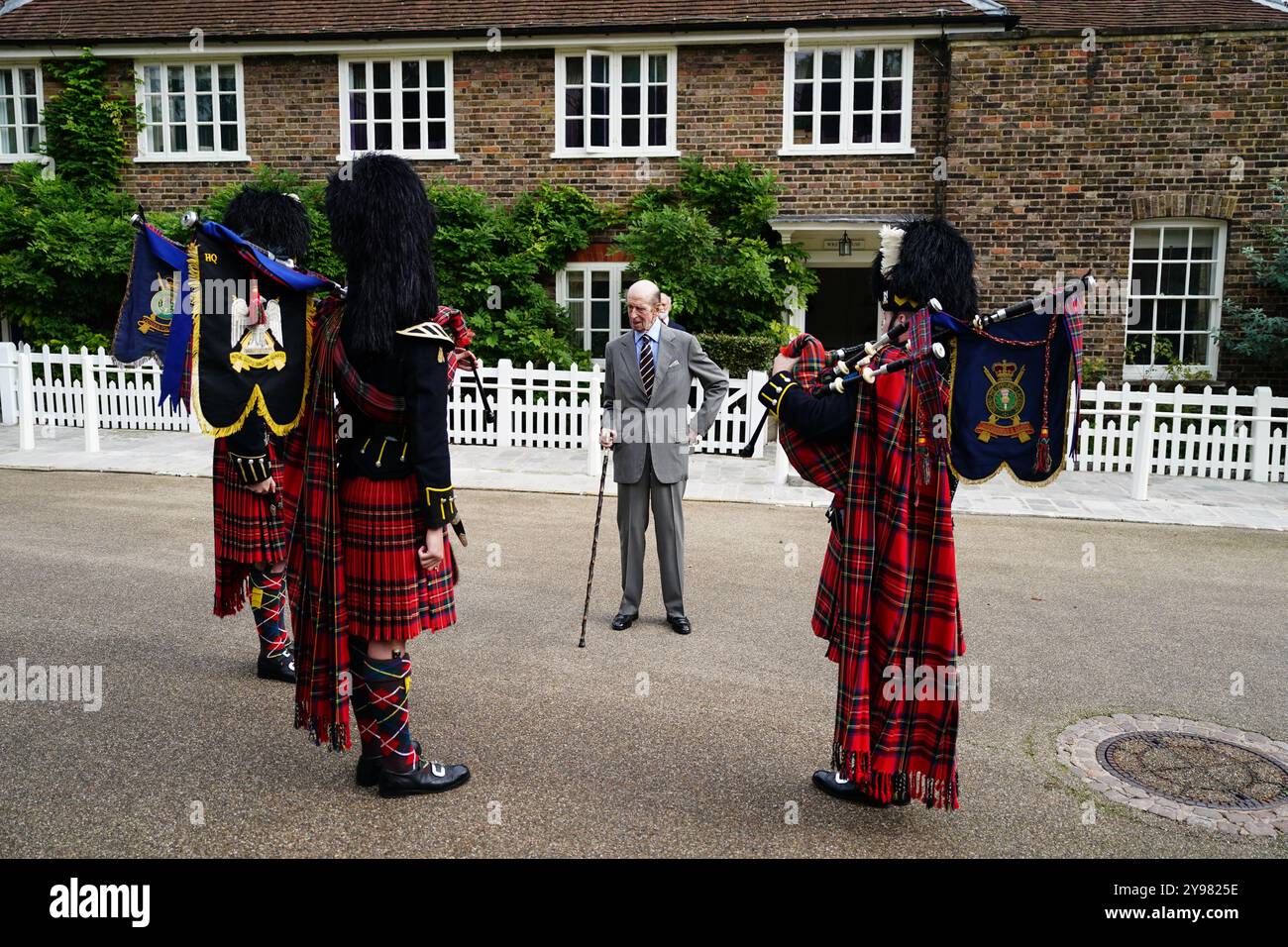 Wren house kensington palace hi-res stock photography and images - Alamy