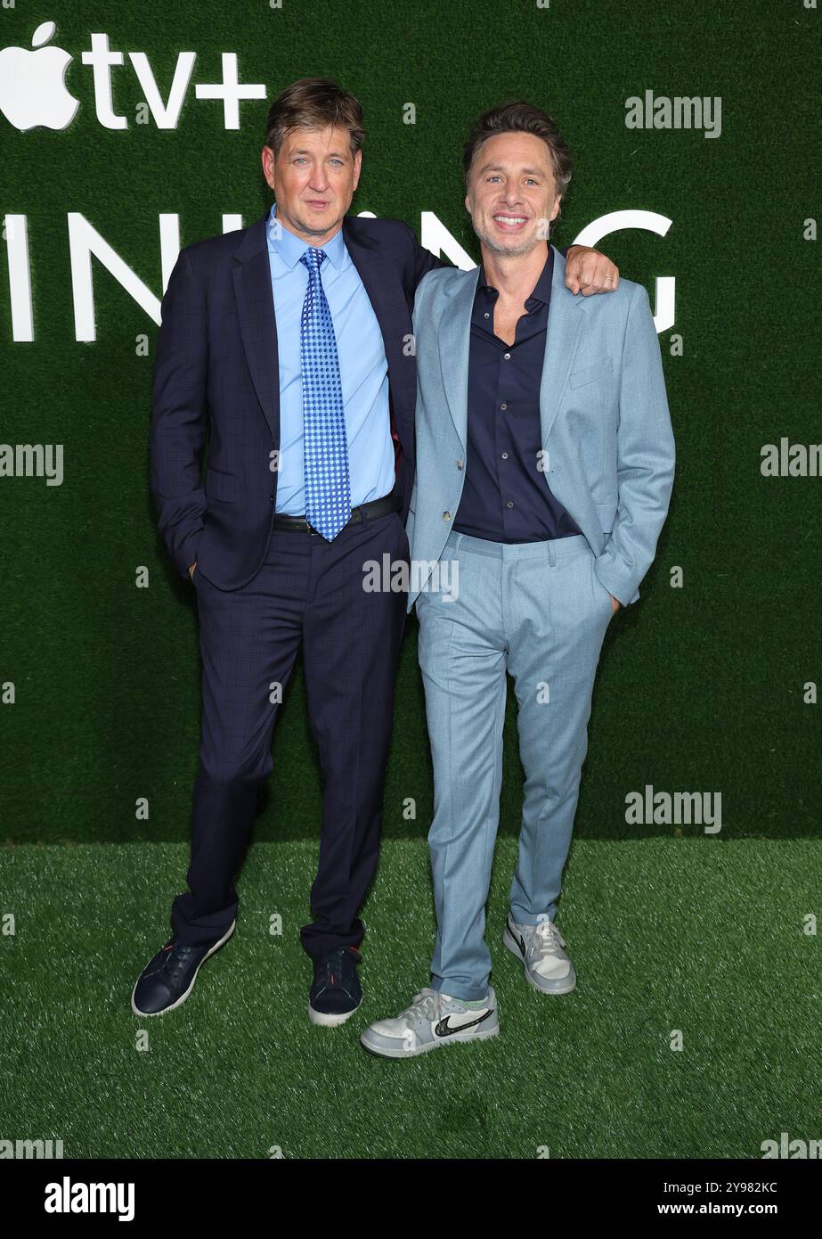 Bill lawrence and zach braff hi-res stock photography and images - Alamy