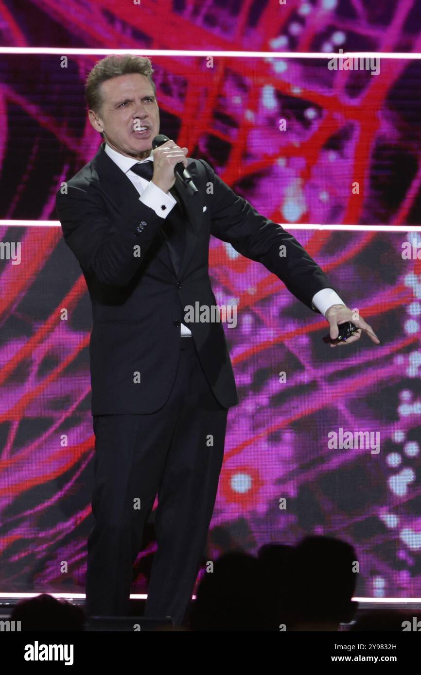 October 8, 2024, Mexico City, Ciudad de Mexico, Mexico: Singer Luis ...
