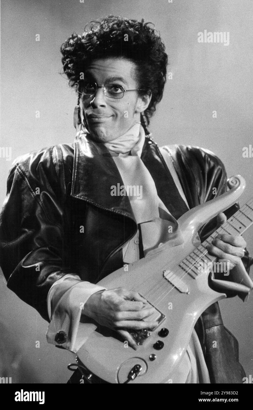 Prince singer 1980s Black and White Stock Photos & Images - Alamy