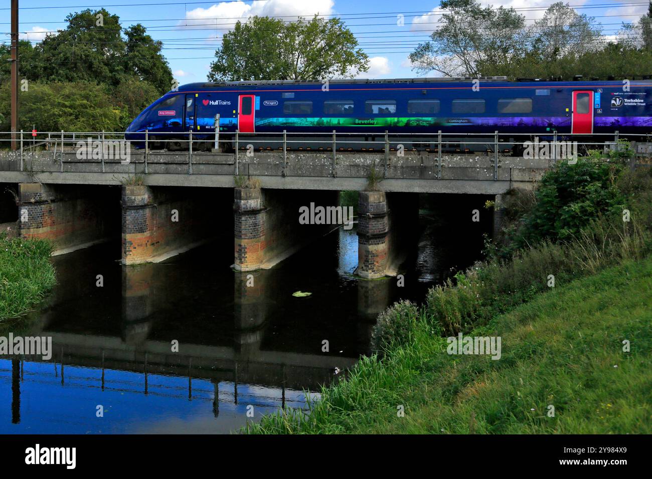 Hull Trains 802301 Amy Johnson, Paragon train, East Coast Main Line ...