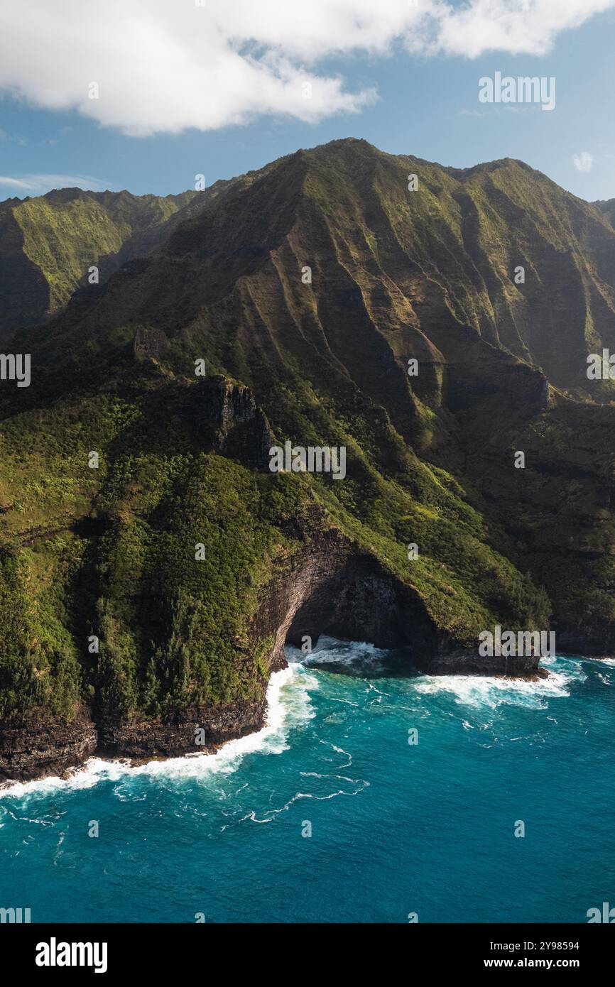 View of Na Pali Coast State Wilderness Park as seen from a helicopter ...