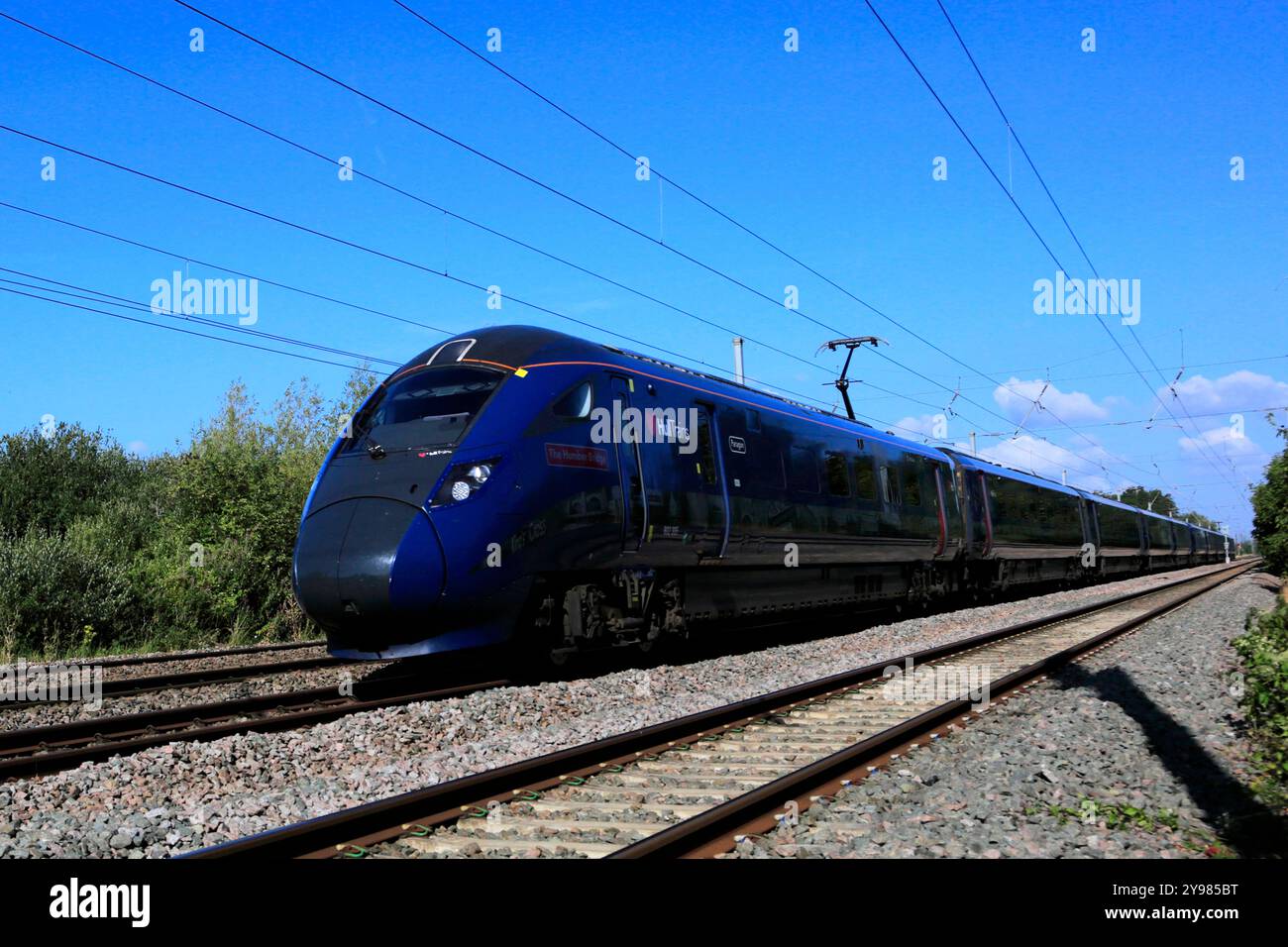 Train bridge overhead line hi-res stock photography and images - Alamy