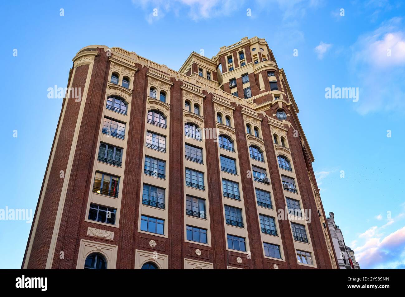 Facade and exterior architecture of a tall building in the downtown ...