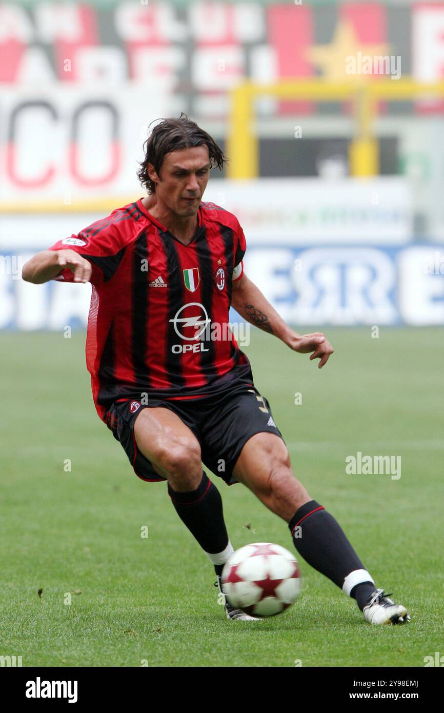 Milano, Italy. 04th Oct, 2004. © Marco Lussoso/LaPresse 03-10-2004 Milano Sport Calcio Milan ...