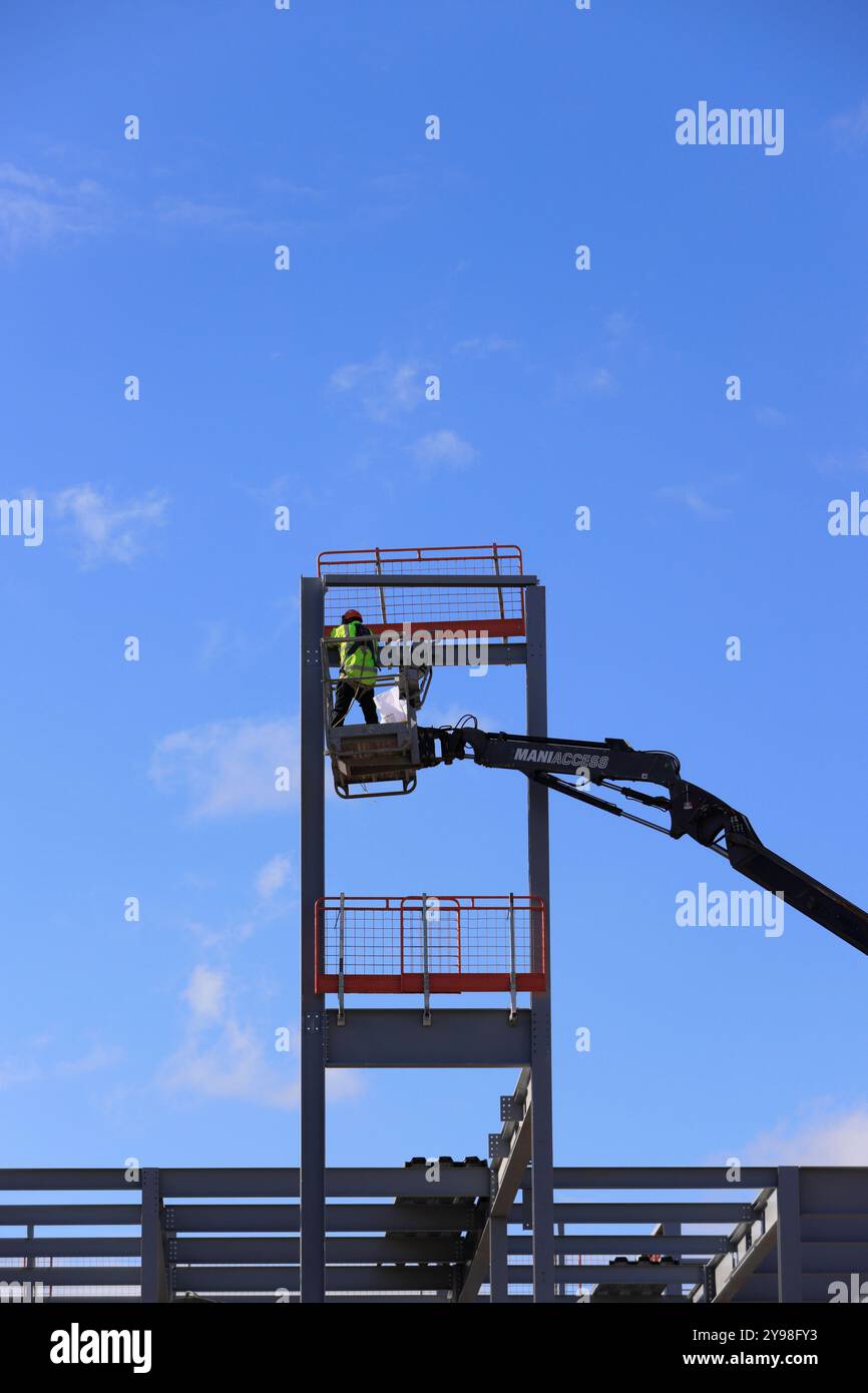 Radcliffe hub steel skeleton frame hi-res stock photography and images ...