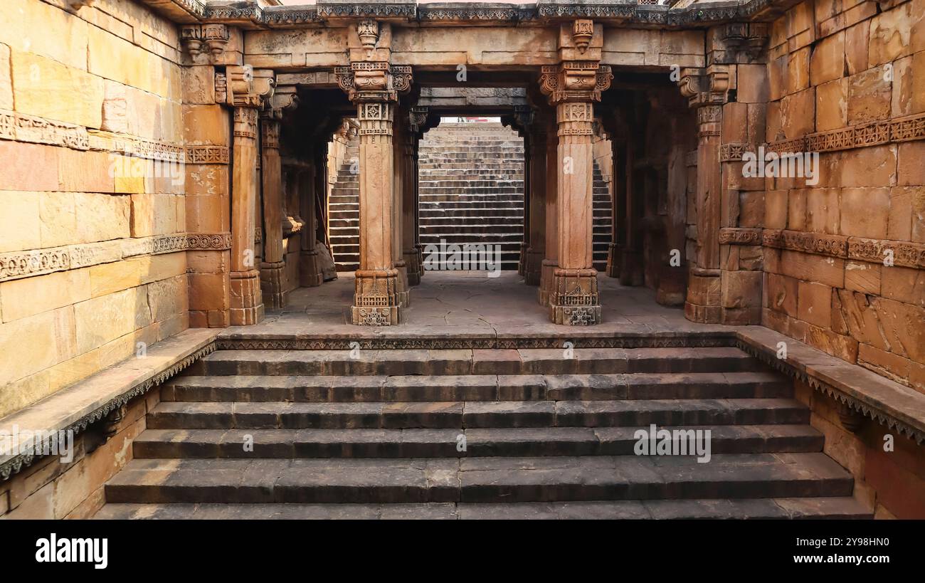 View of the first pavilion of Ambapur Ni Vav, Gandhinagar, Gujarat ...