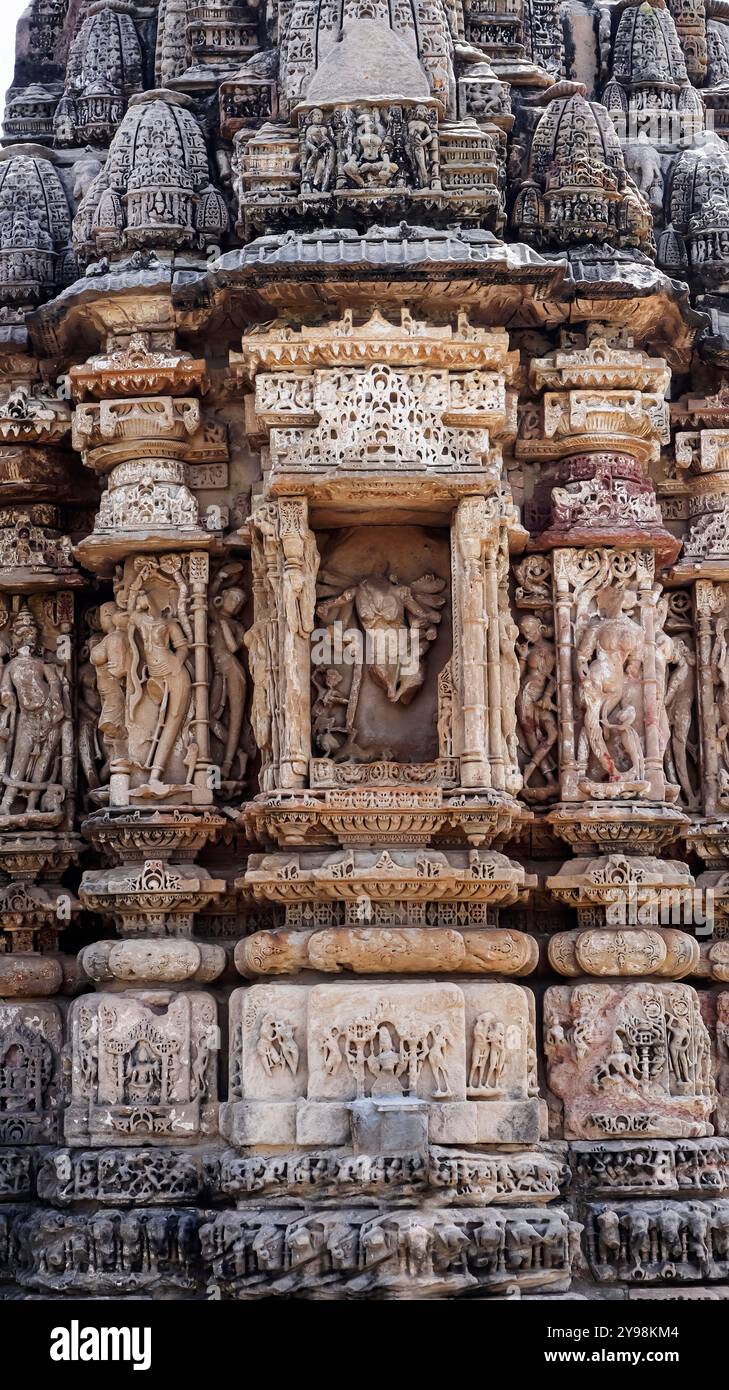 Sunak hindu temple hi-res stock photography and images - Alamy