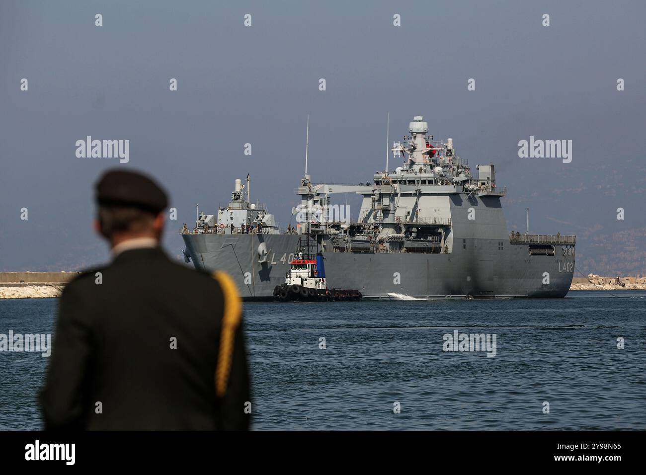 Turkish navy ships hi-res stock photography and images - Alamy