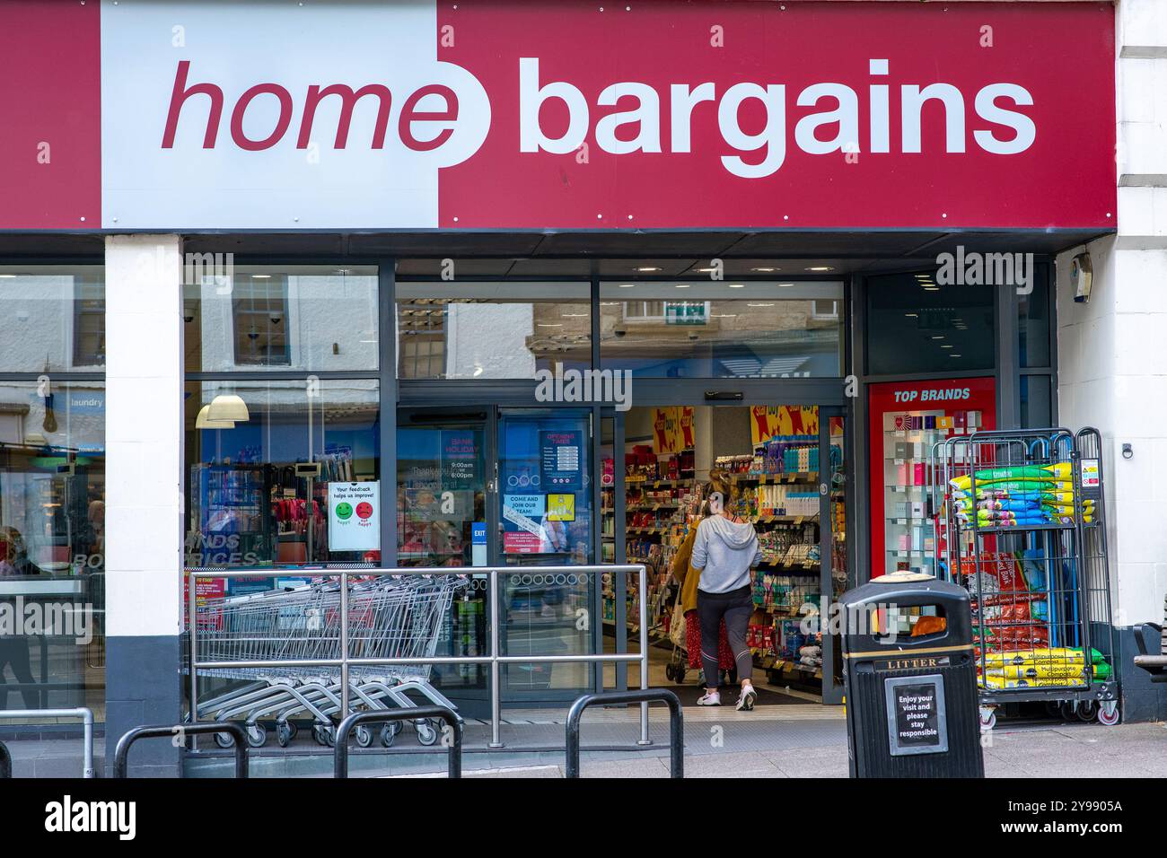 Home Bargains shop, Kendal, Cumbria, UK Stock Photo - Alamy