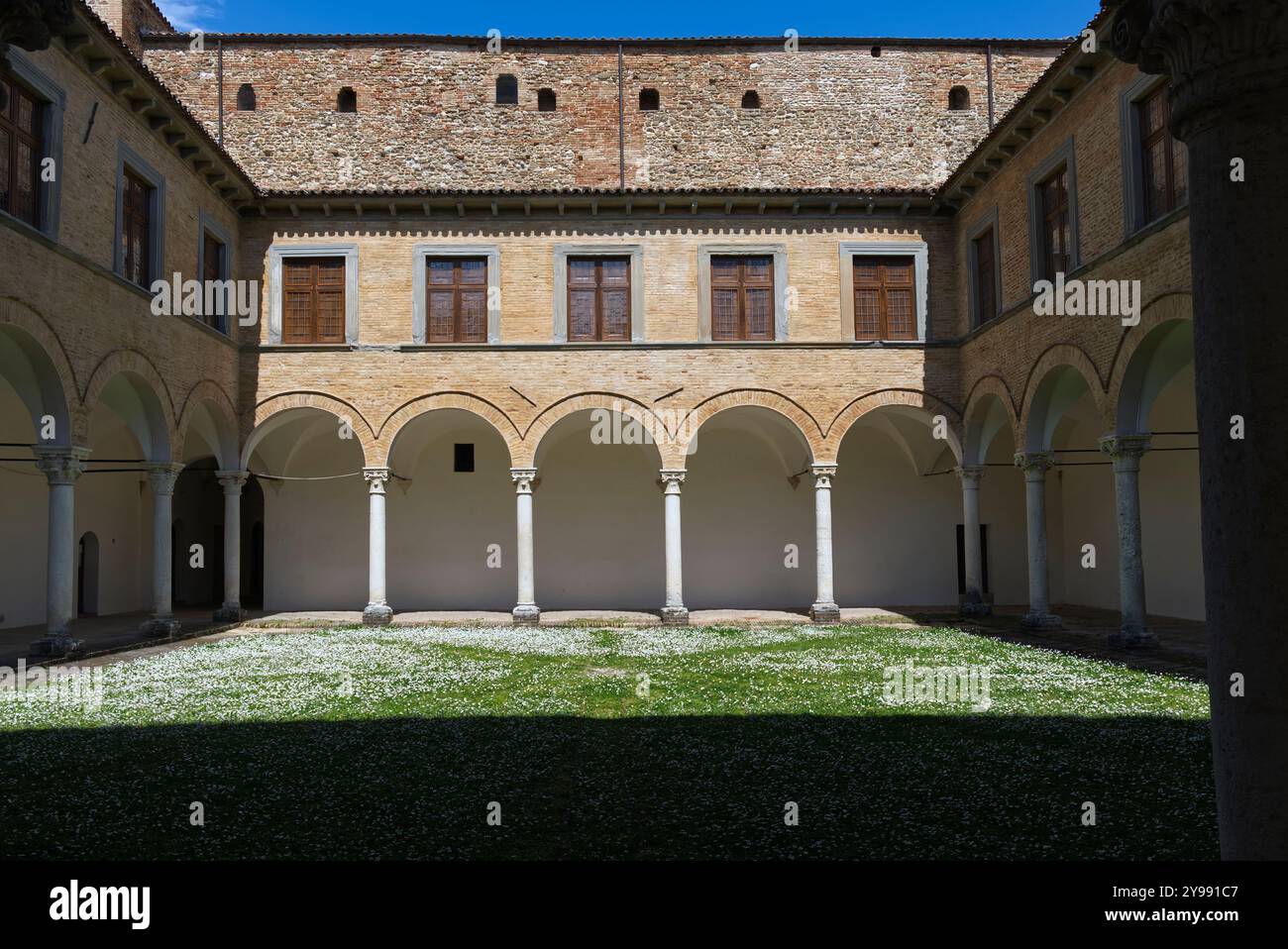 the cloister of an Italian Renaissance monastery Stock Photo - Alamy